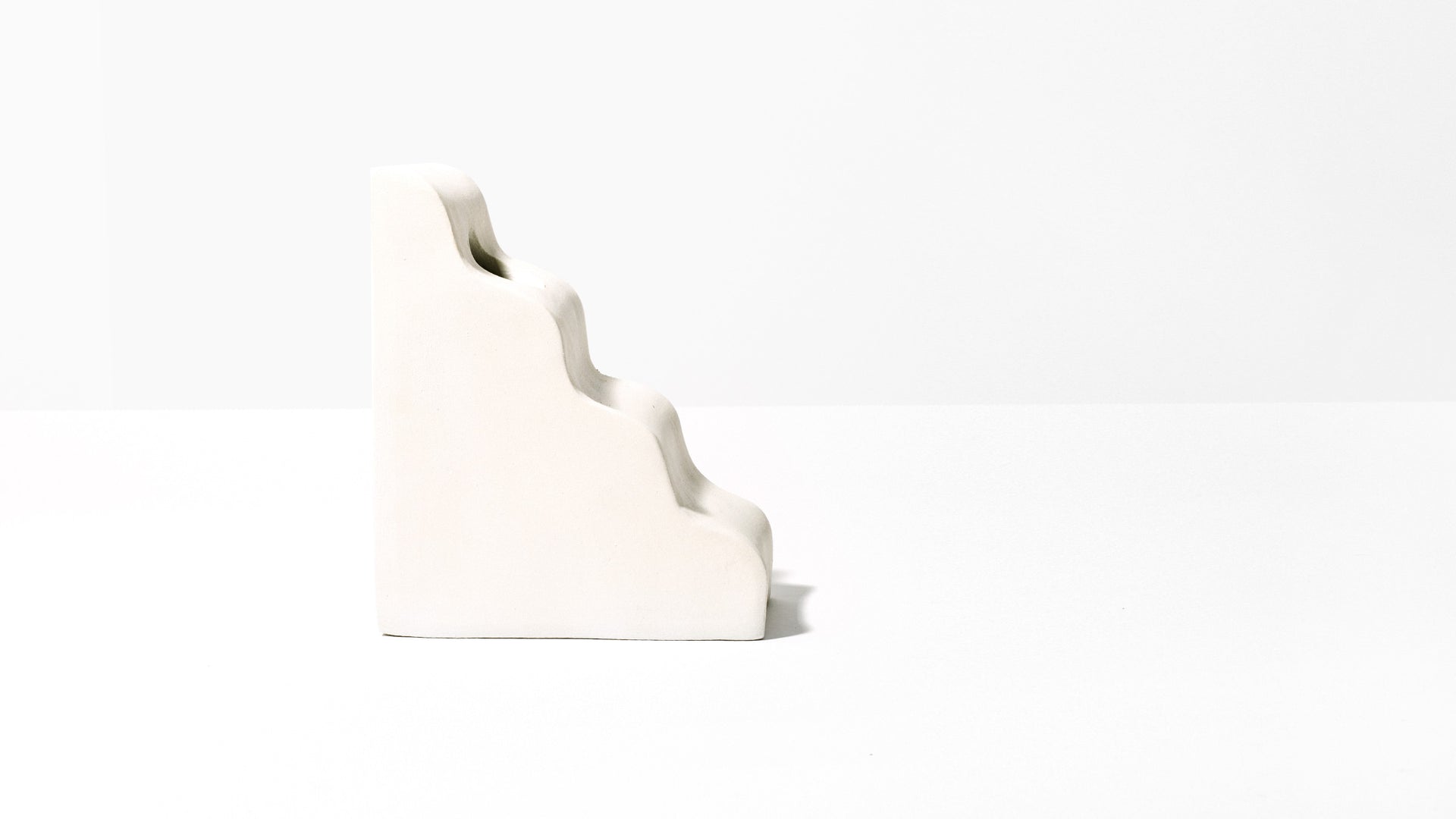 Rachel Saunders Ceramics - Step Vase – Homecoming